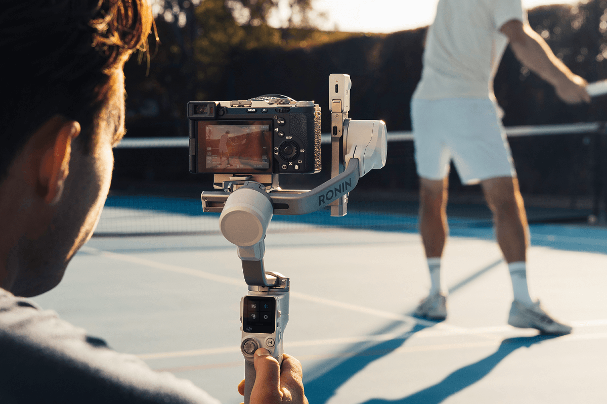 Top Camera Gimbals for Travel and On-the-Go Shooting - DJI